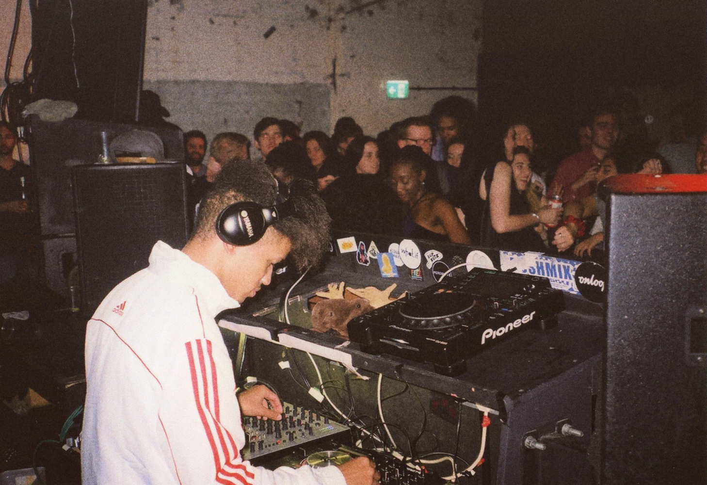 Long Live Manchester Rave | Fred Perry DE